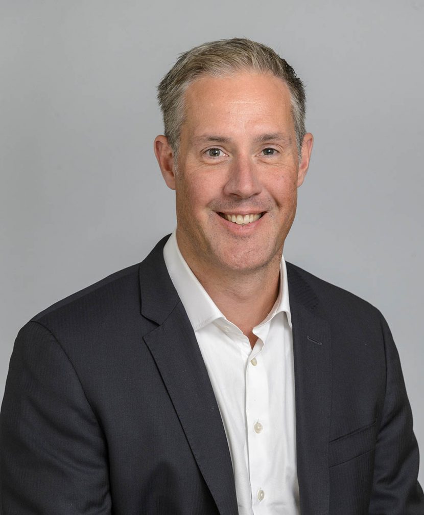 Andrew Muns - Investcorp